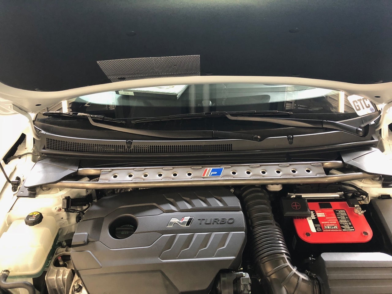 Hyundai Veloster Chromoly Strut Bar | Evilla Motorsports