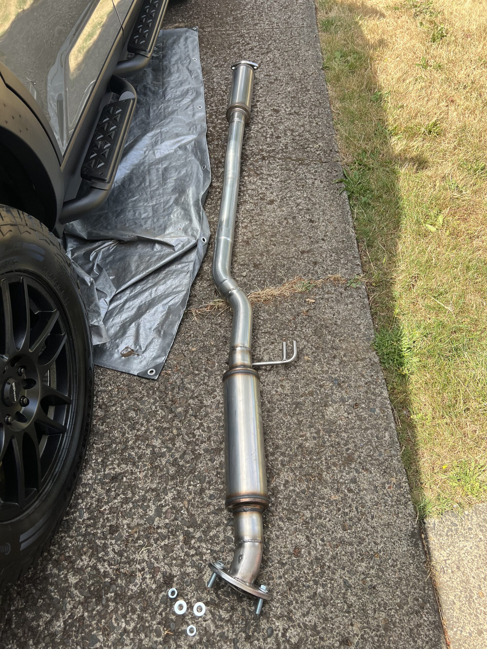 Hyundai Santa Cruz Midpipe Exhaust | Evilla Motorsports